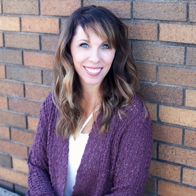 038: Business Buddy & Media Guru Carrie Robaina • Jennifer Allwood